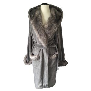 Pottery Barn | Intimates & Sleepwear | Pottery Barn Gray Ombr Tipped ...